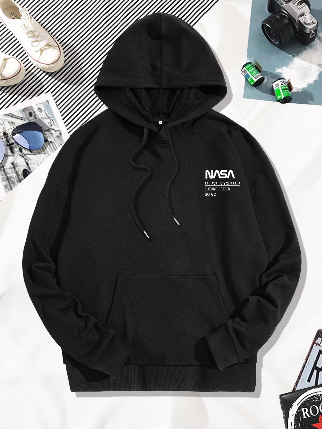 Manfinity Hypemode Men Slogan Graphic Hooded Sweatshirt | SHEIN UK