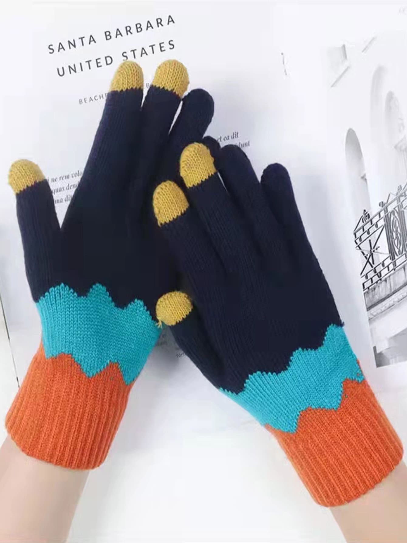 Color Block Gloves