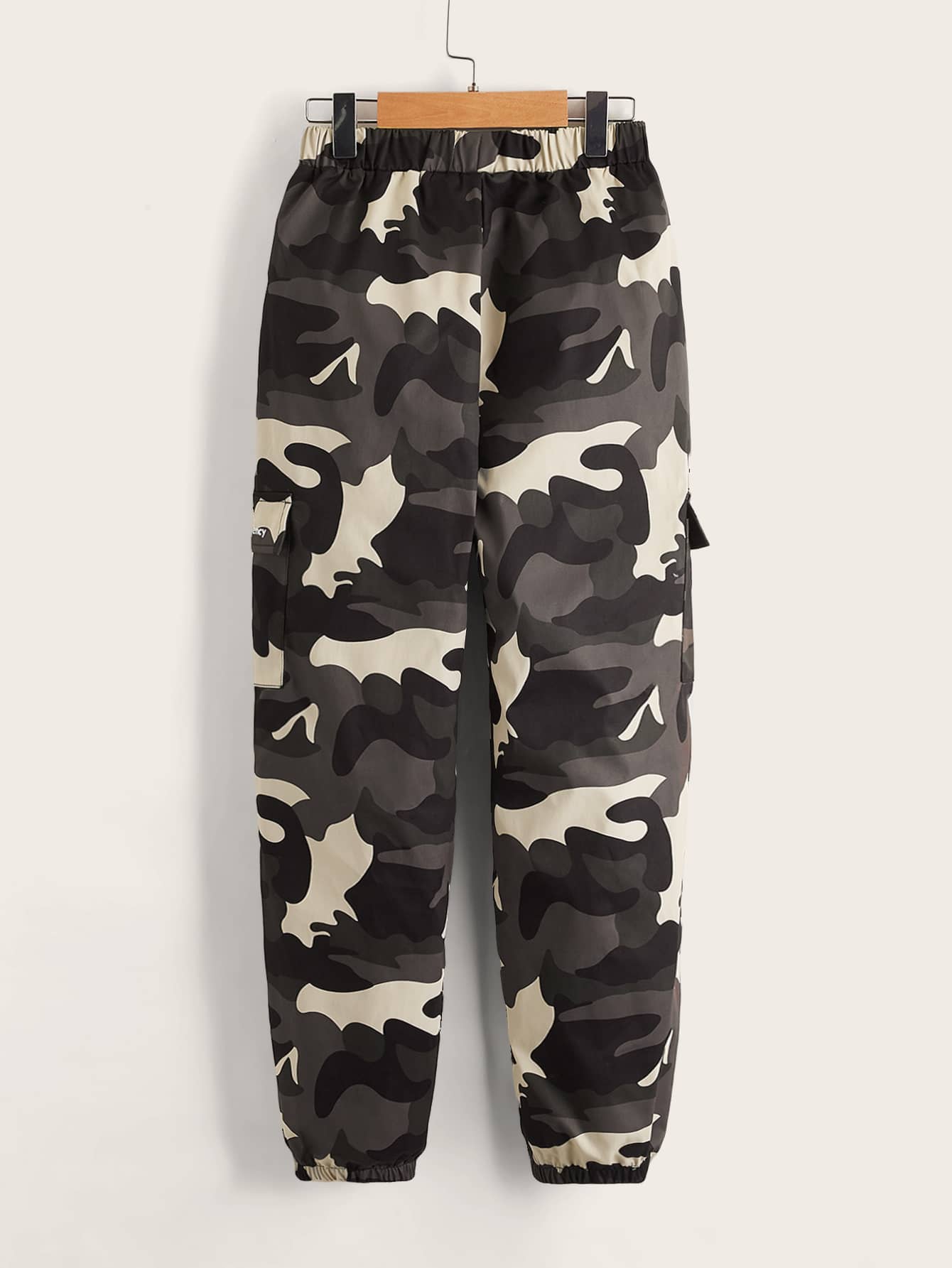 SHEIN Tween Boy Slogan Graphic Flap Pocket Camo Cargo Pants | SHEIN USA