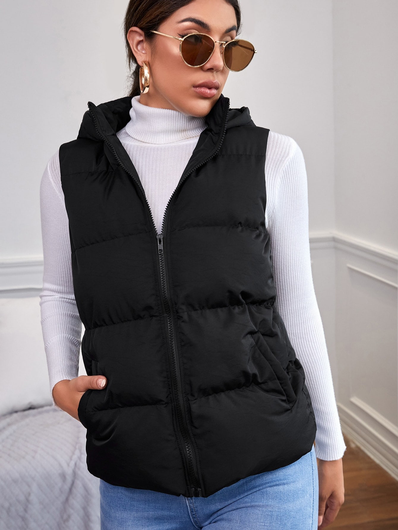 Shein Frenchy Zipper Up Slant Pocket Hooded Sleeveless Puffer Coat