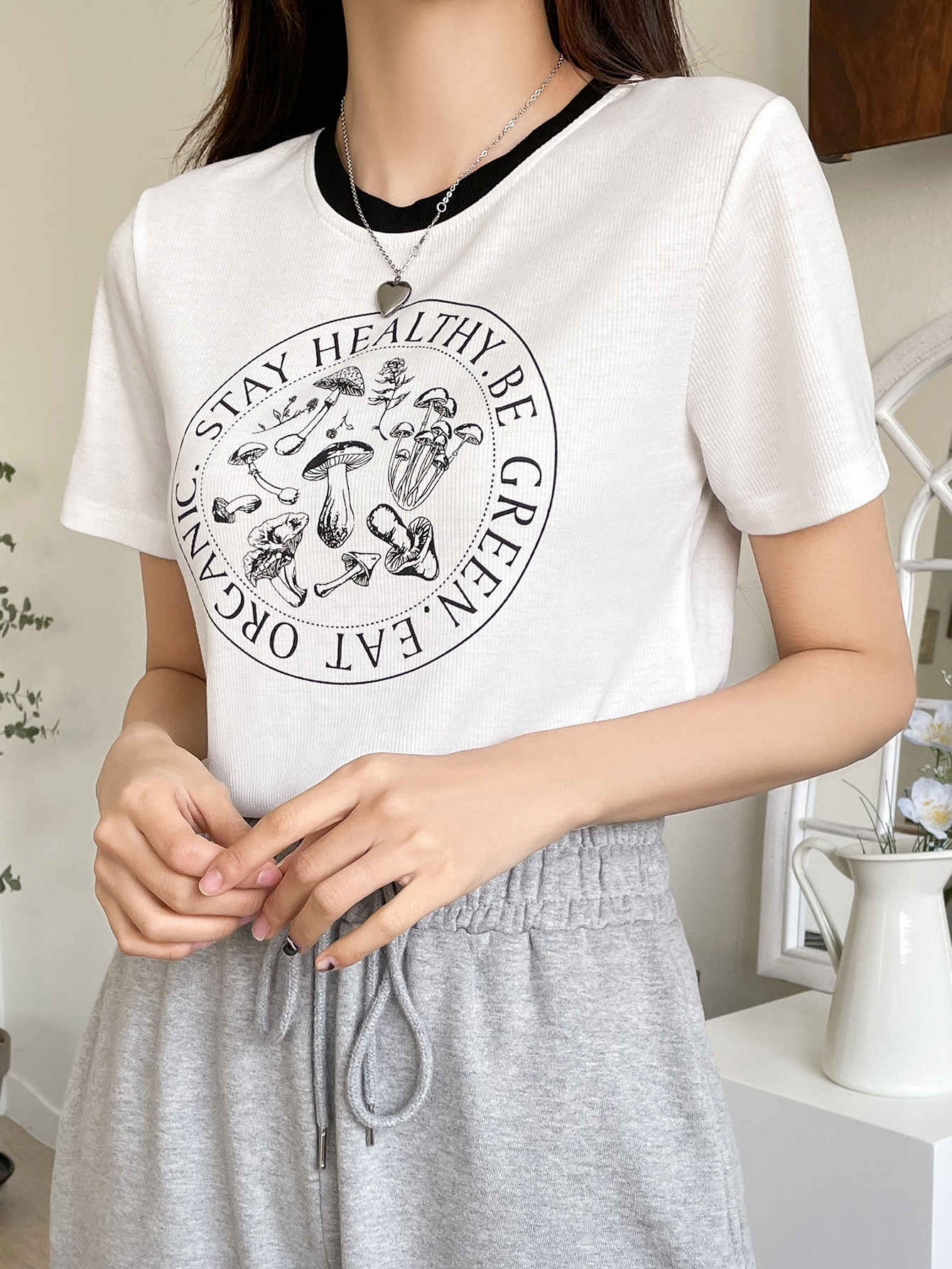 DAZY Mushroom & Slogan Graphic Contrast Trim Tee