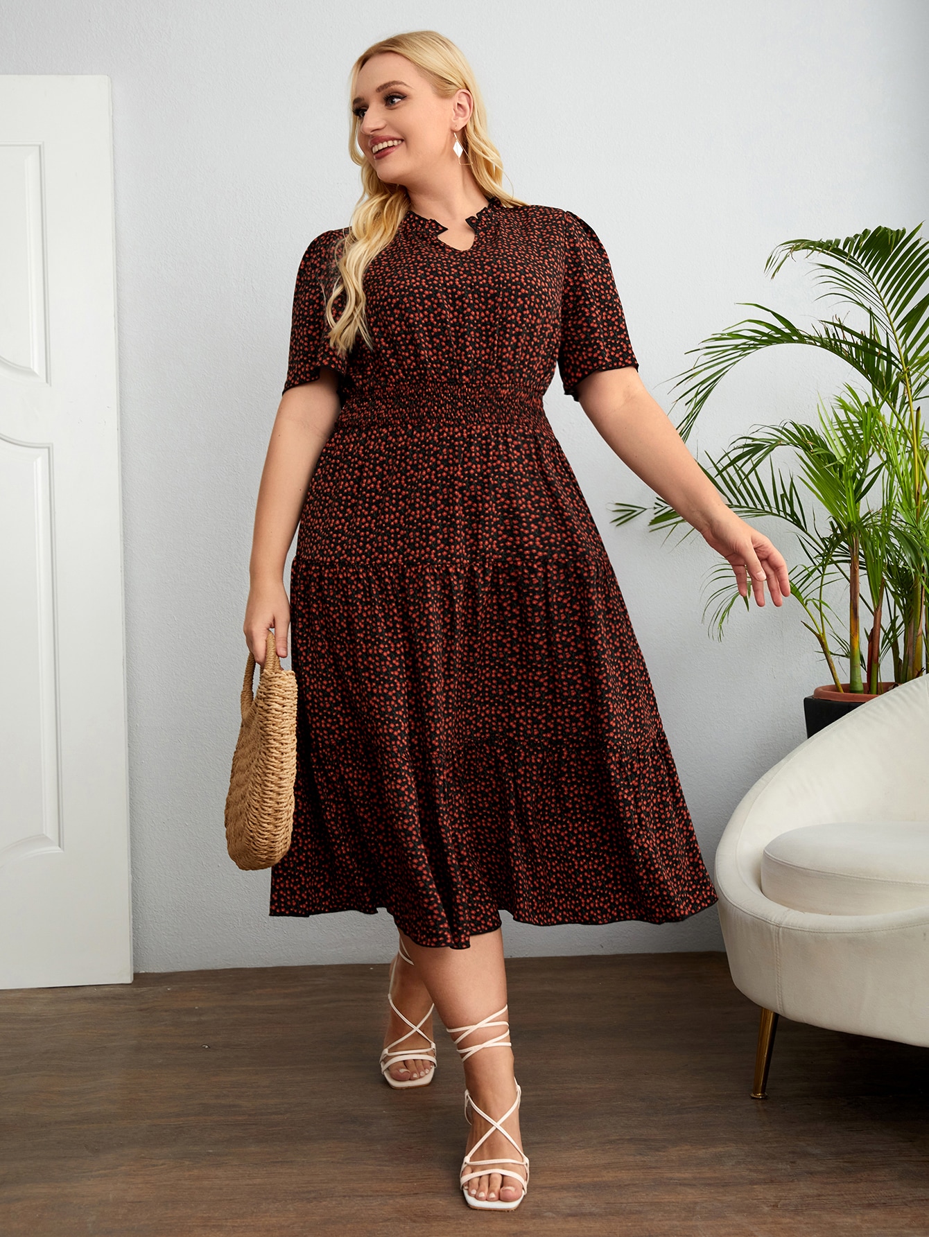 SHEIN Clasi Plus Ditsy Floral Notched Ruffle Hem Dress | SHEIN USA