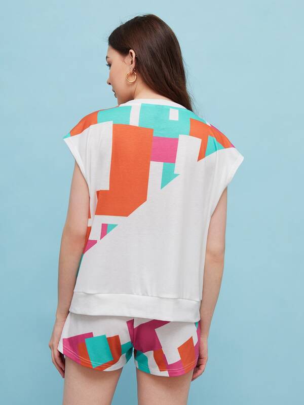 EQURIS Geo Print Top & Drawstring Waist Track Shorts Set | SHEIN USA