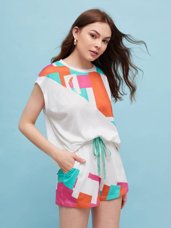 EQURIS Geo Print Top & Drawstring Waist Track Shorts Set | SHEIN USA