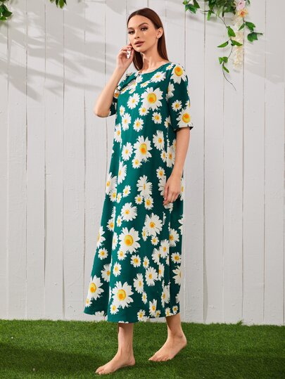 فساتين وأقمصة نوم | مجموعات عصرية جديدة | شي إن