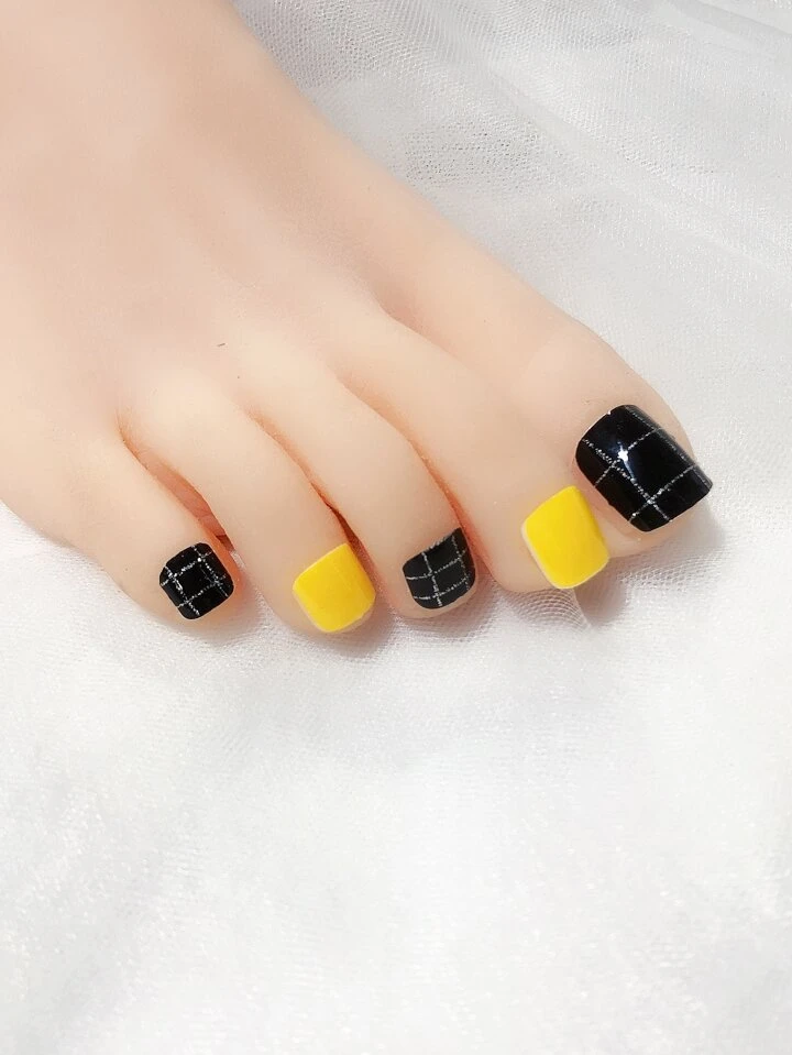 Heart Toe Nail Designs