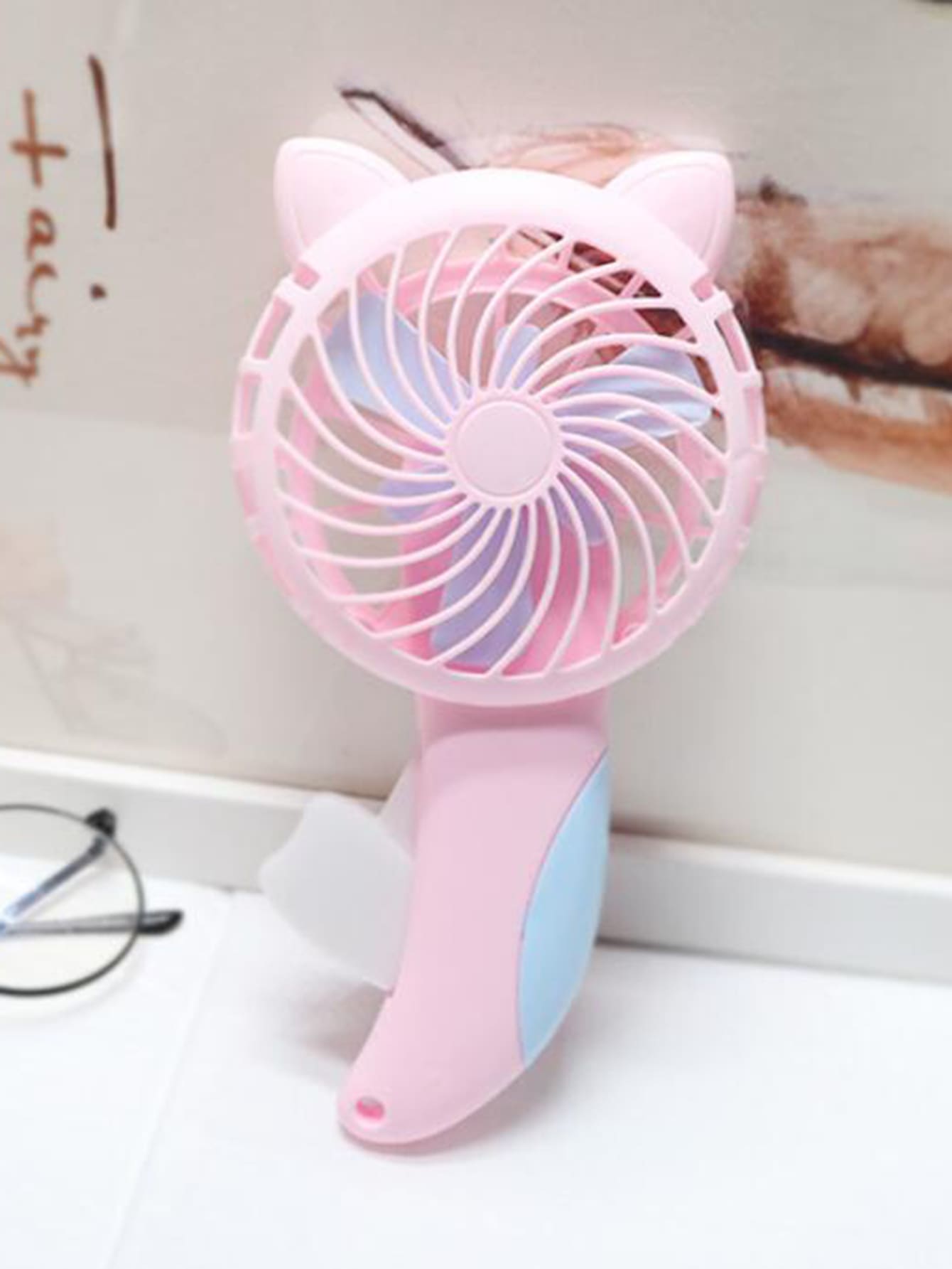 1pc Cartoon Hand Press Fan