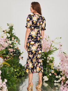 Modelyn Puff Sleeve Mermaid Hem Floral Dress | SHEIN UK