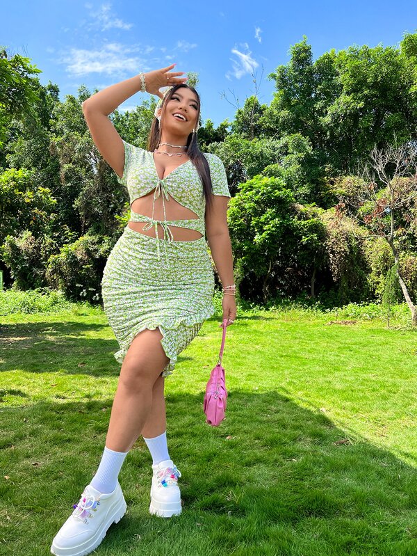 SHEIN WYWH Plus Ditsy Floral Knot Front Cut Out Tulip Hem Bodycon Dress ...