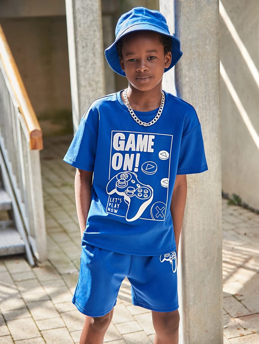 SHEIN Tween Boy Gamepad And Slogan Graphic Top & Shorts Set | SHEIN USA