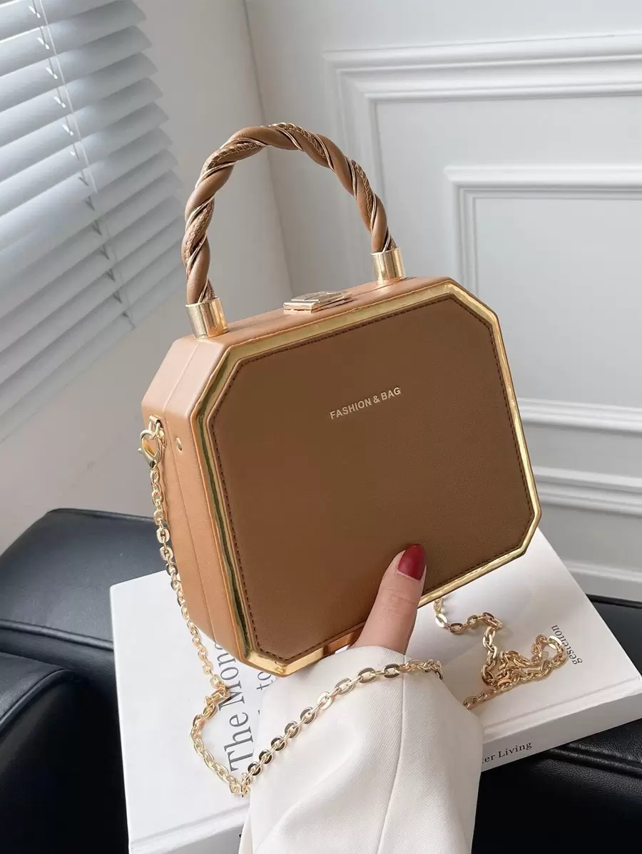 Mini Letter Graphic Chain Box Bag | SHEIN USA