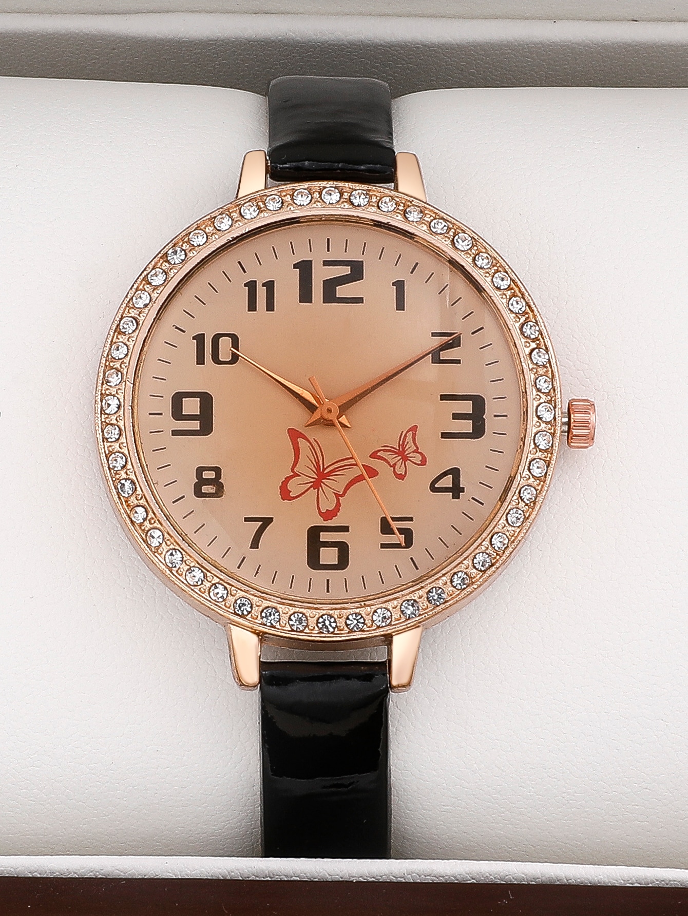 Rhinestone Decor Round Pointer Quartz Watch