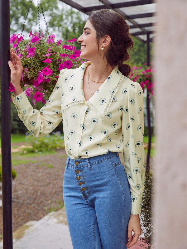 Simplee Button Front Lace Trim Floral Top | SHEIN USA