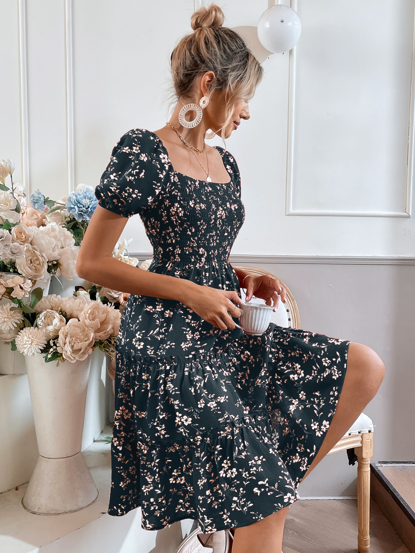 Floral Print Puff Sleeve Shirred Layered Hem Dress