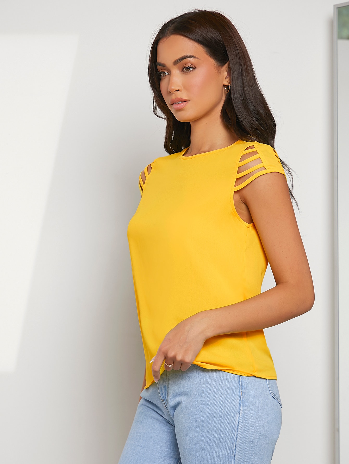 evoluSHEIN Ladder Cut Out Keyhole Back Blouse | SHEIN USA