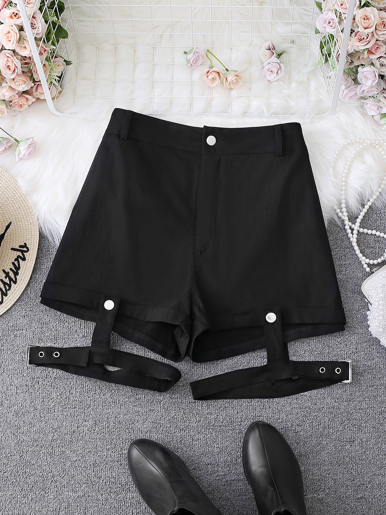 Plus Grommets Buckle Garter Shorts