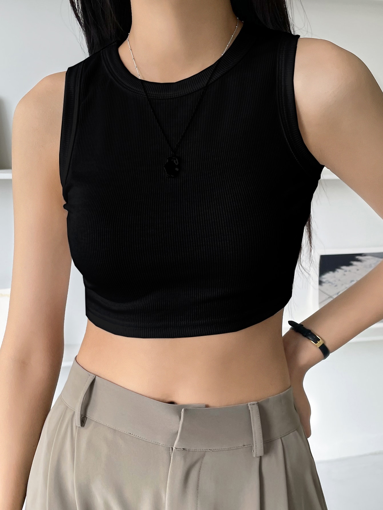 DAZY Solid Ribbed Knit Crop Tank Top