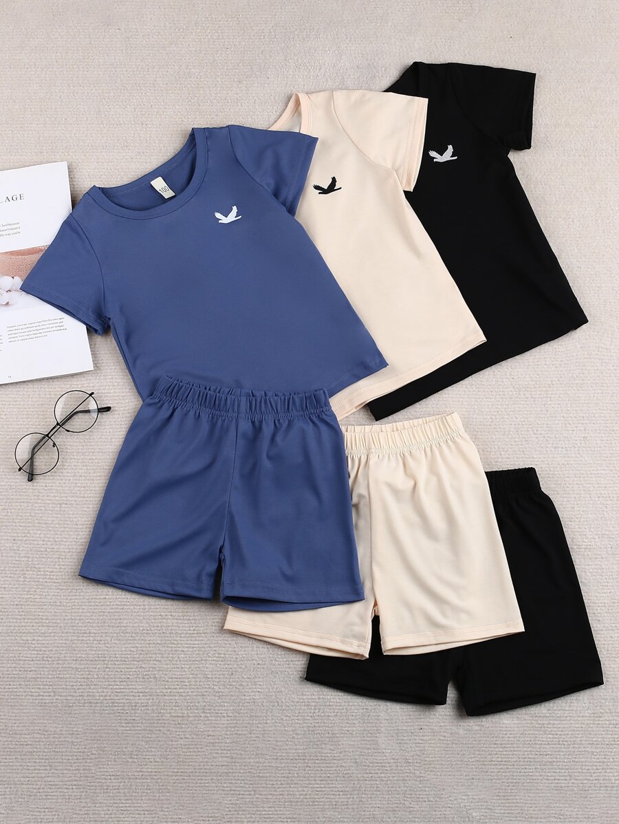 SHEIN 6 ชิ้น/เซ็ต Young Boys 'เสื้อแขนสั้นพิมพ์ลายสัตว์และกางเกงขาสั้นกีฬาสีทึบเหมาะสำหรับ ...