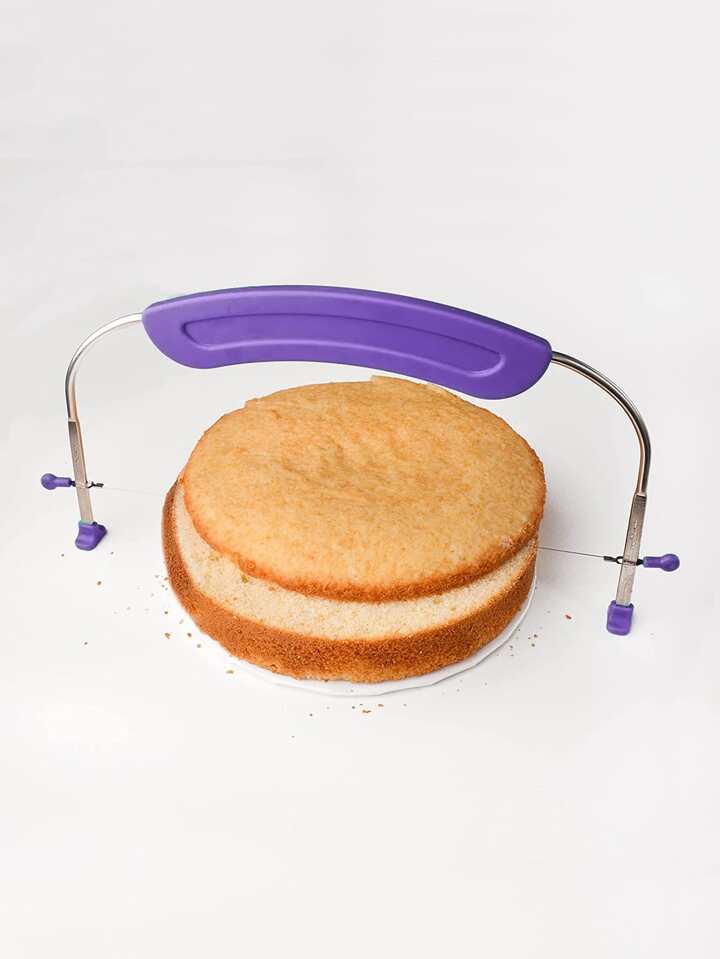 Adjustable Cake Slicer