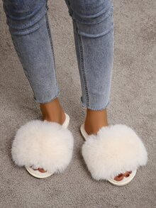 Women's Fashionable Home Slippers, Simple And Fluffy Bedroom Slippers ...