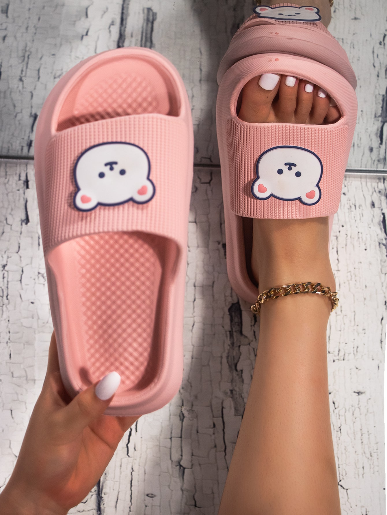 Chanclas banda única con estampado de dibujos animados