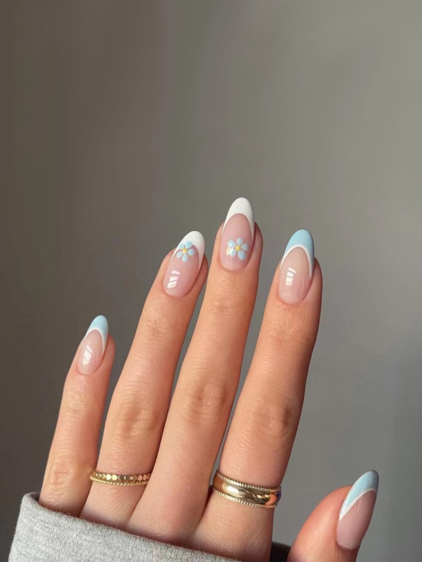 24pcs Floral Print Fake Nail & 1sheet Tape & 1pc Nail File