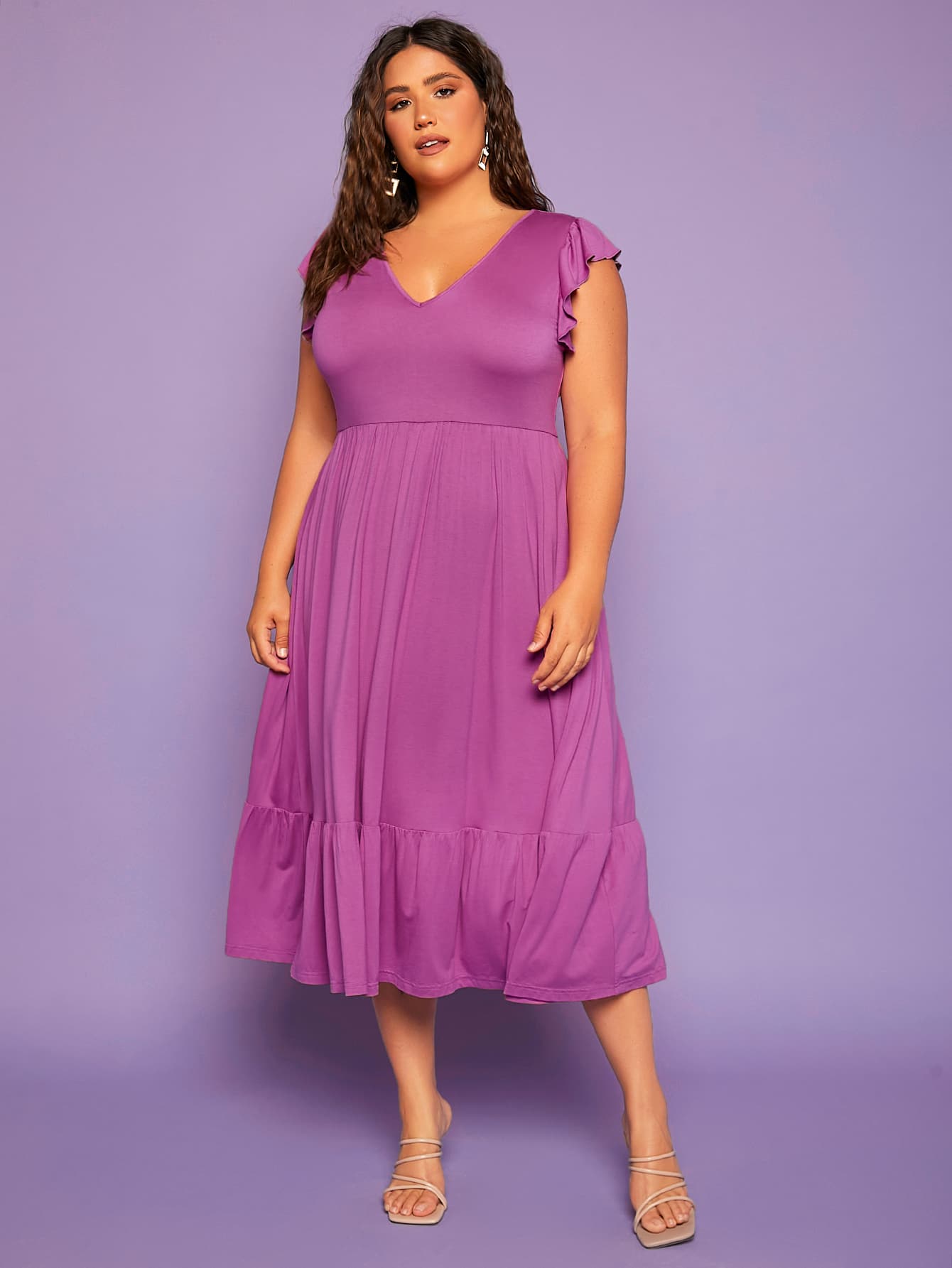 evoluSHEIN Plus Solid Ruffle Trim Dress | SHEIN UK