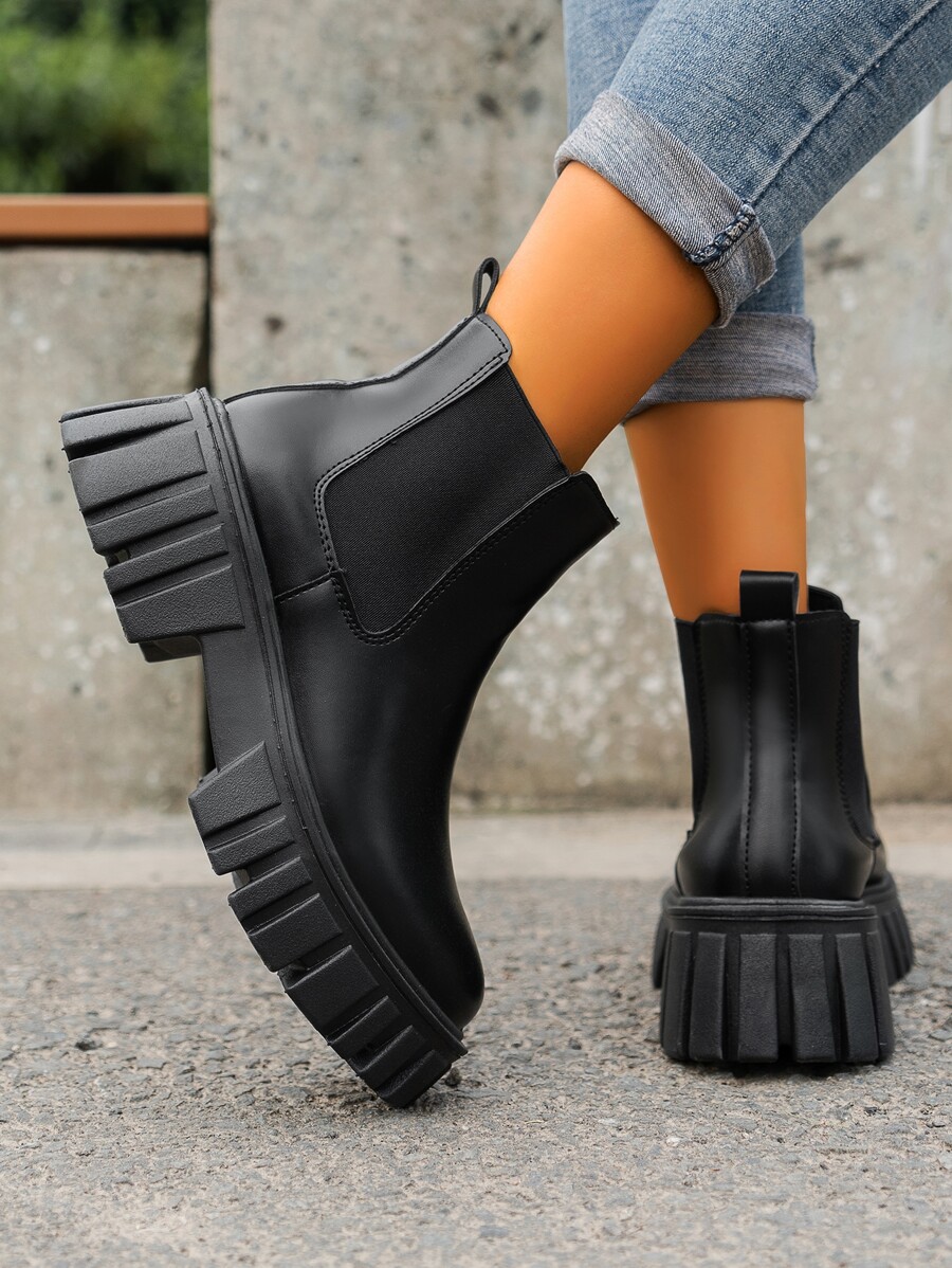 Botas de cano curto Chelsea pretas plus size, sola grossa, superfície ...