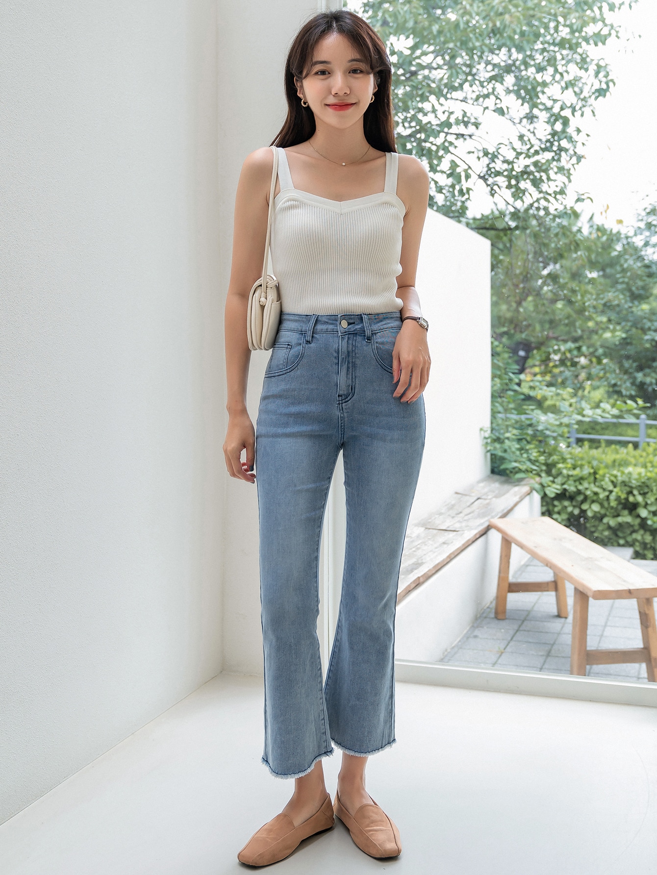 DAZY Jeans de pierna amplia ribete crudo | Moda de Mujer | SHEIN México