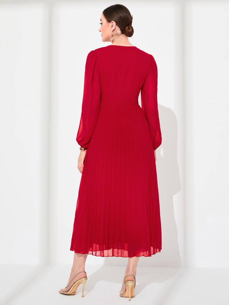 SHEIN Modely Surplice Neck Pleated Zoom Jurk Voor Nieuwjaar Kleding ...