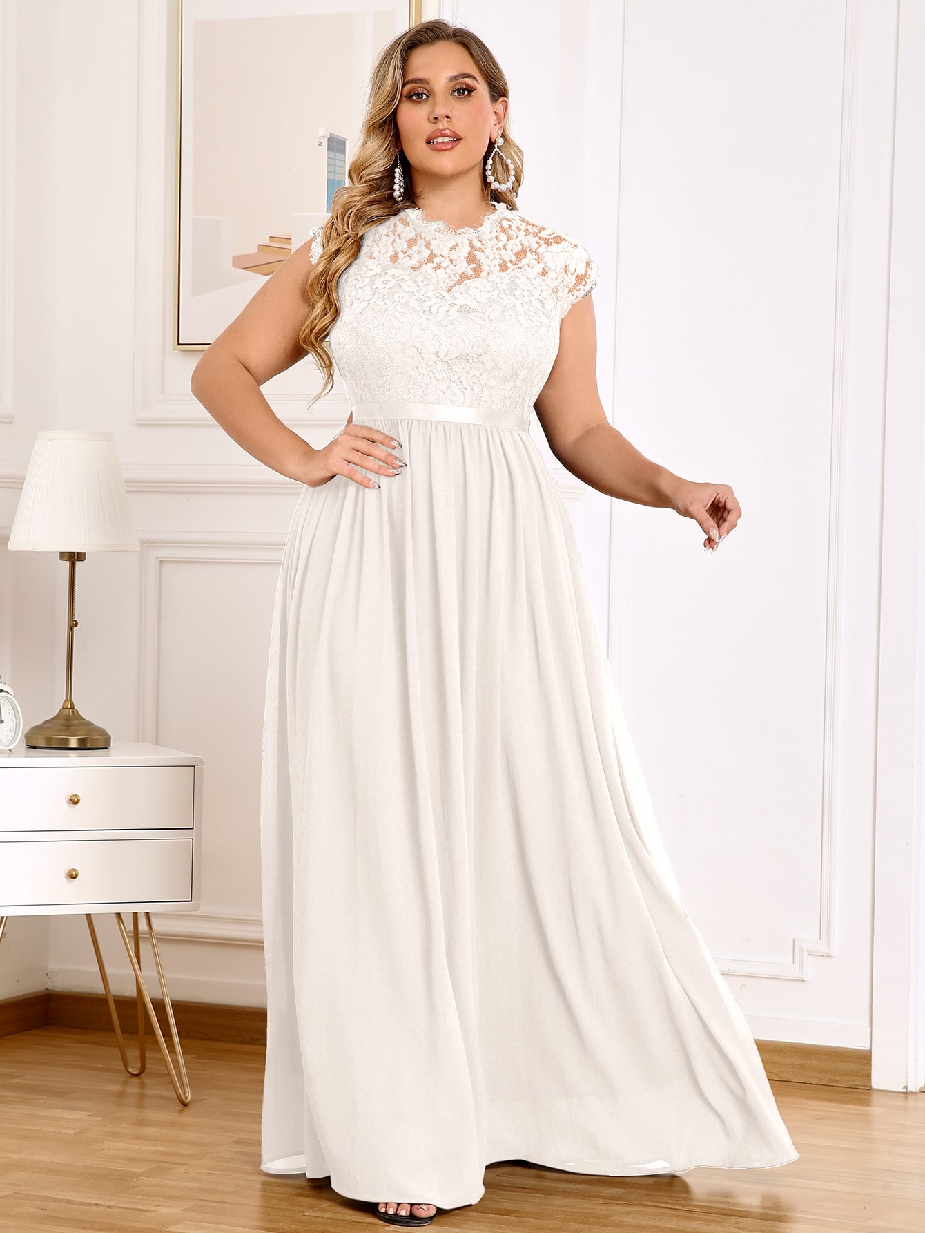 MIUSOL Plus Contrast Lace Chiffon Dress