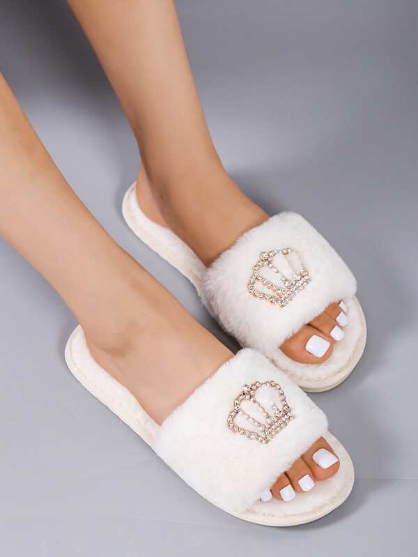Rhinestone & Crown Decor Fluffy Bedroom Slippers | SHEIN UK