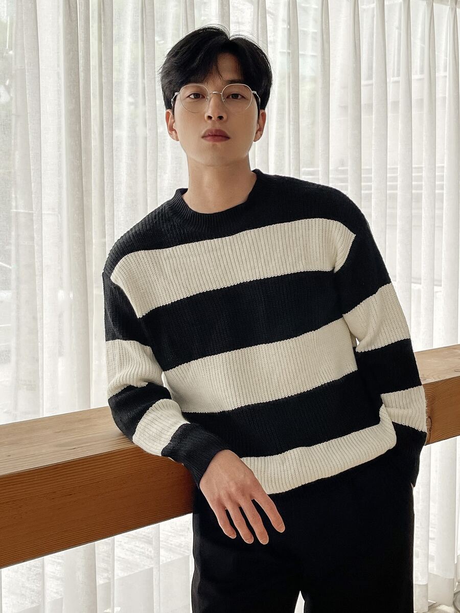 DAZY Men Striped Two Tone Drop Shoulder Sweater | SHEIN USA