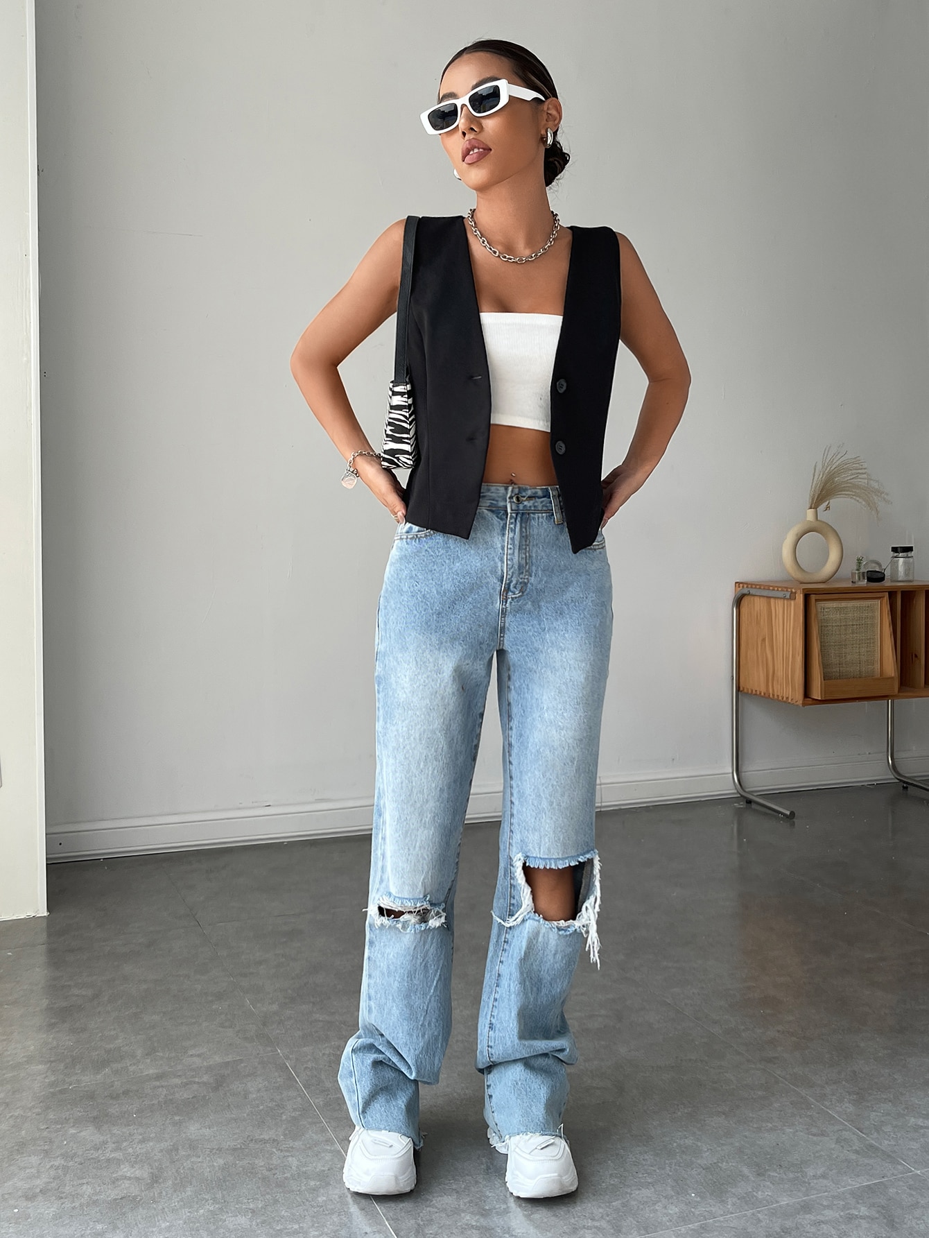 SHEIN Essnce Solid Button Front Blazer Vest | SHEIN UK