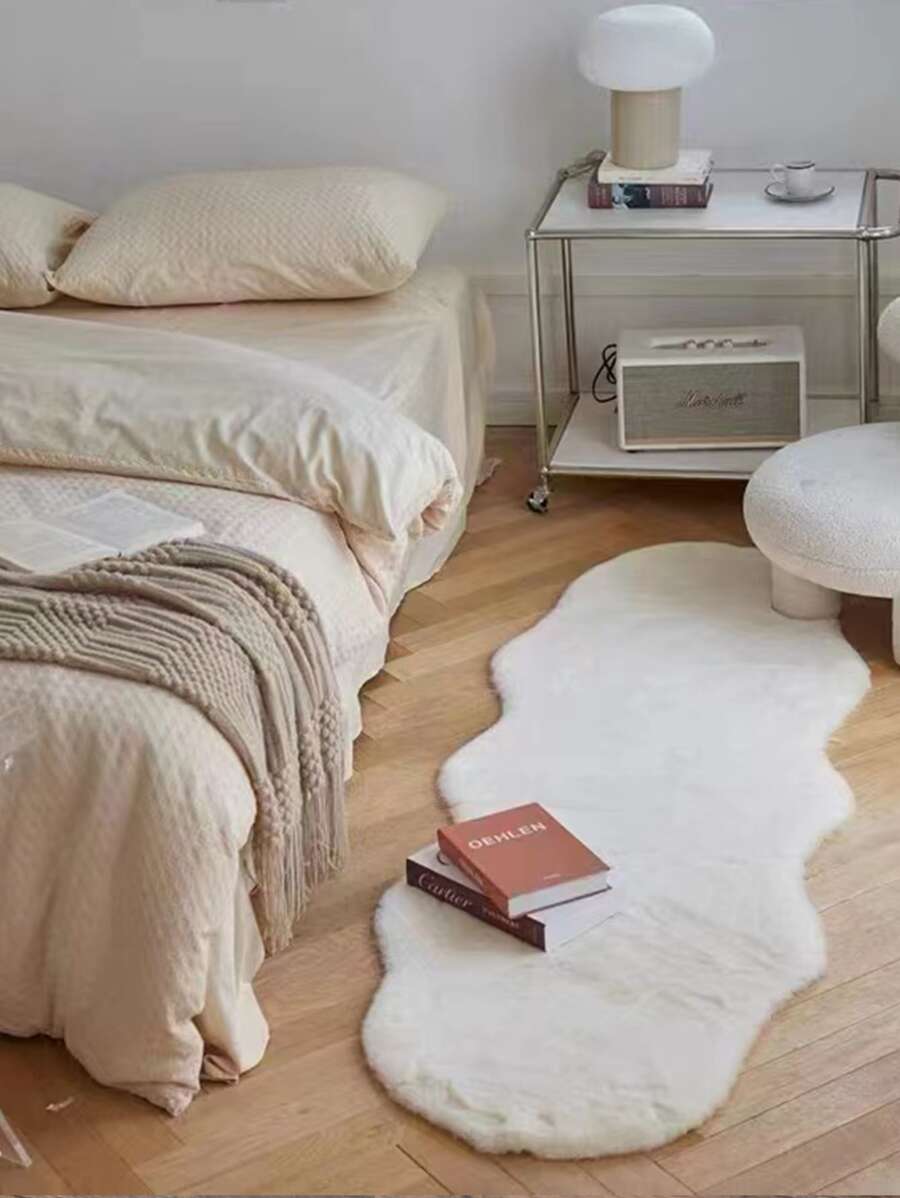 Solid Fuzzy Rug | SHEIN USA