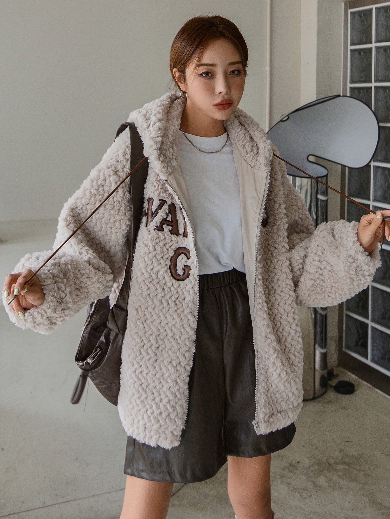 DAZY Letter Embroidery Drop Shoulder Drawstring Hooded Teddy Jacket | SHEIN USA