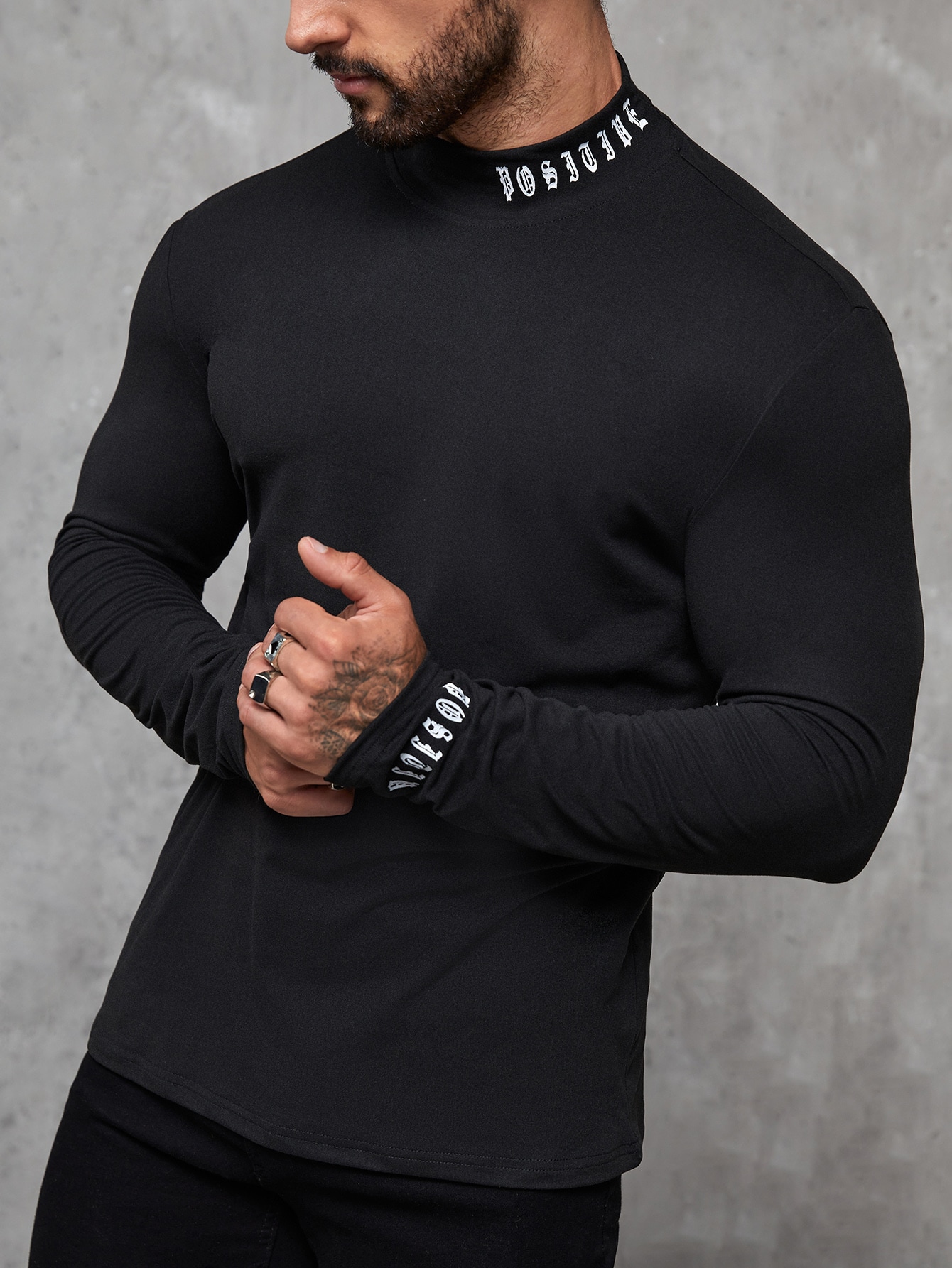 Men Letter Graphic Mock Neck Tee