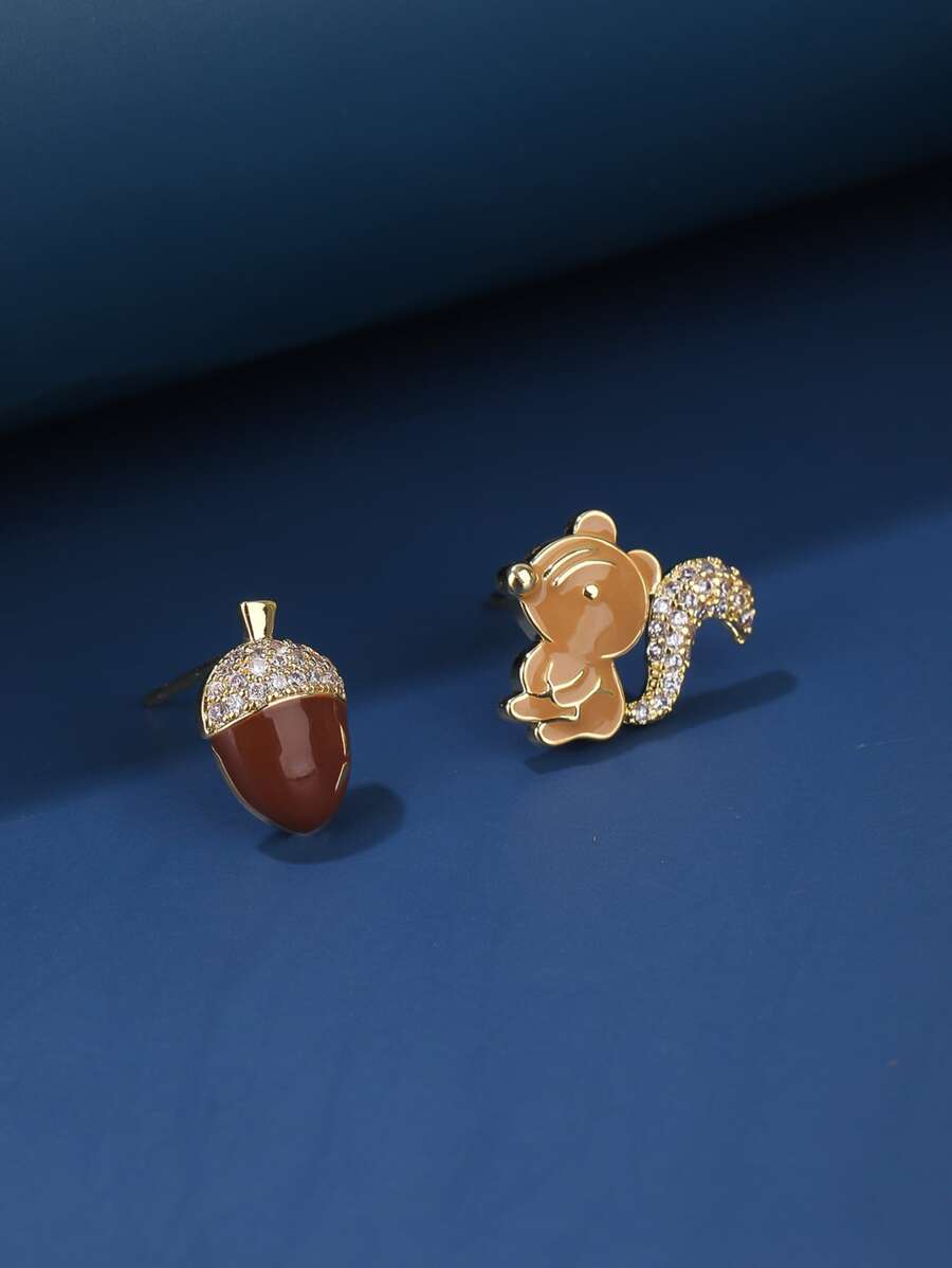 Cubic Zirconia Decor Squirrel & Pine Cone Design Mismatched Stud ...