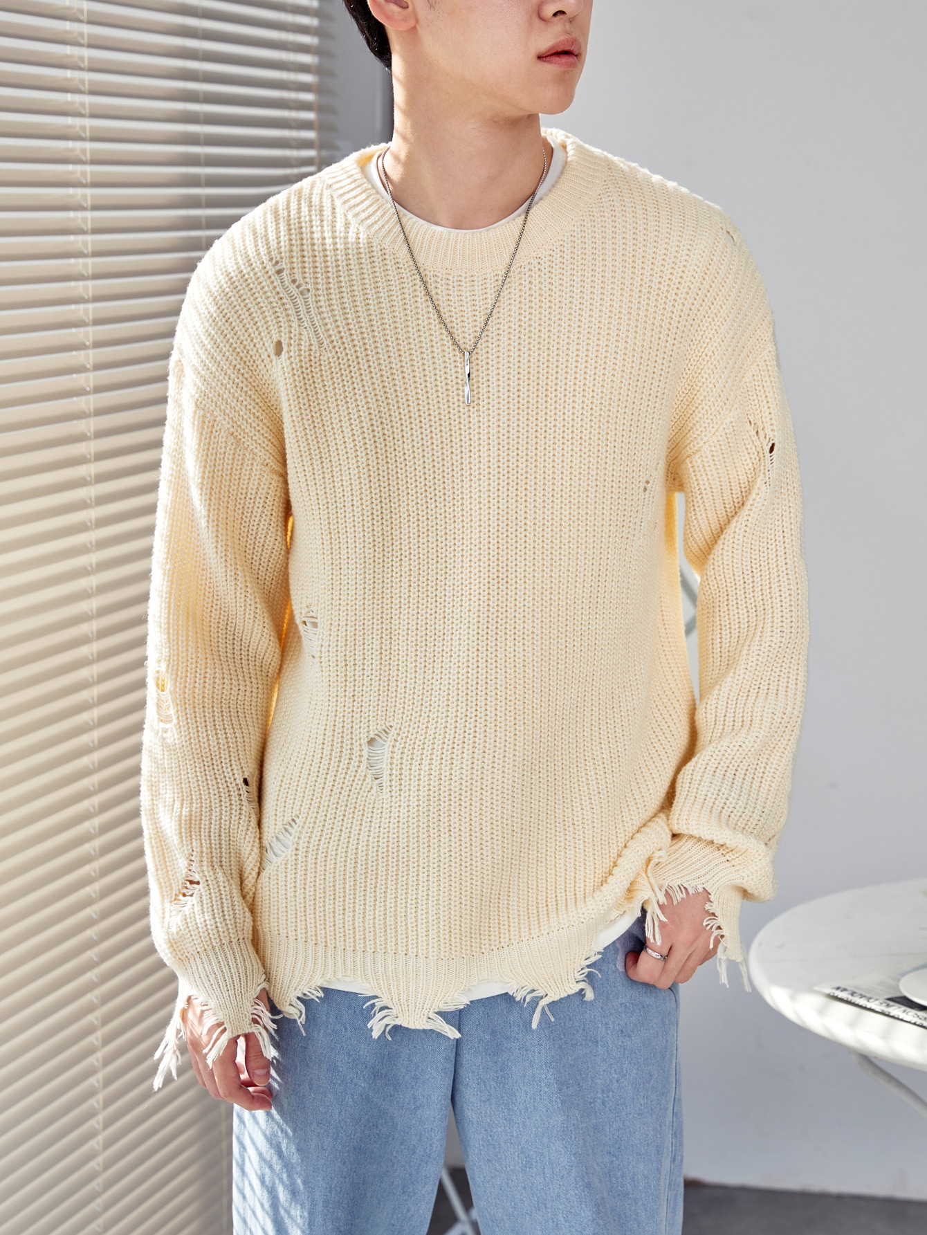Men Drop Shoulder Ripped Distressed Sweater