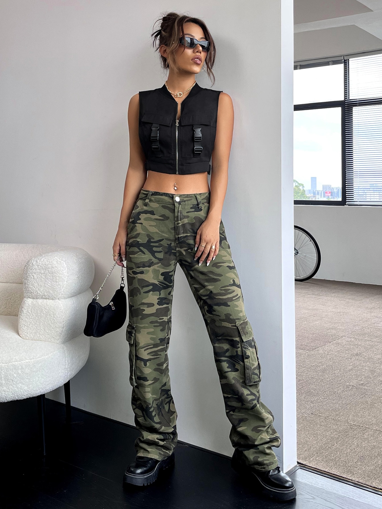 SHEIN Coolane Buckled Detail Flap Pocket Zipper Crop Vest Jacket ...