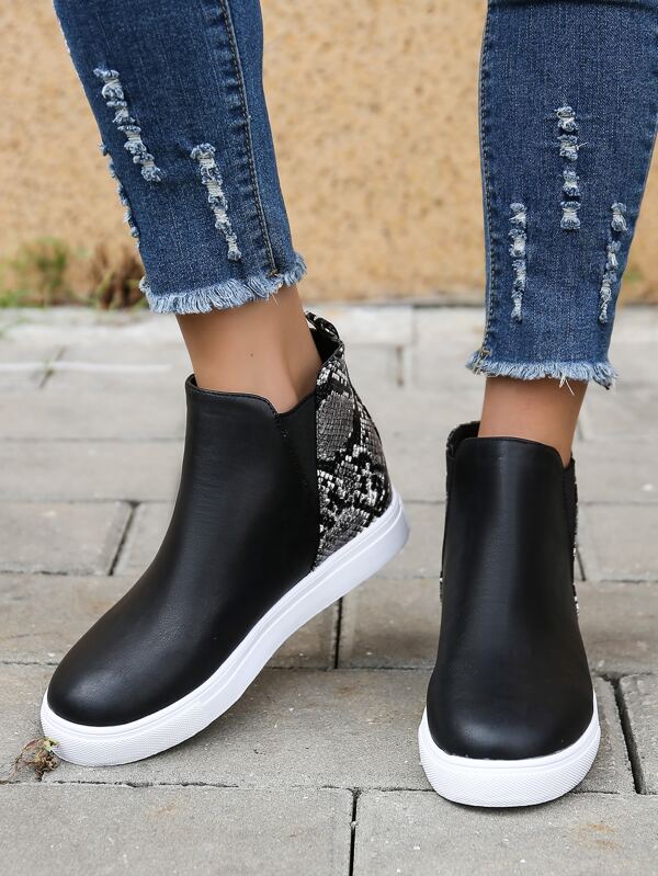 Black Elegant Snake Print Chelsea Boots, Embossed Leather Slip-on ...