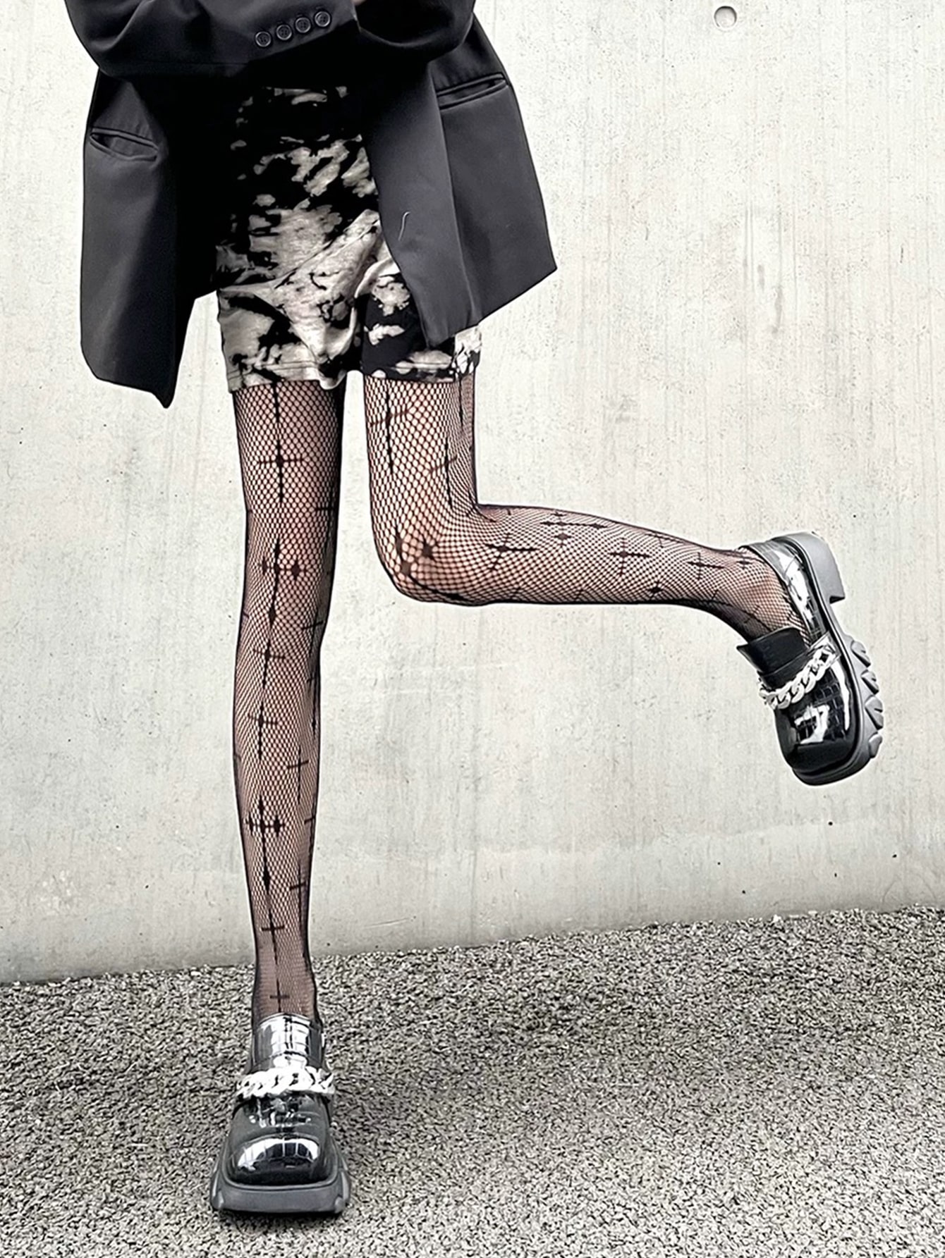 Cross Pattern Fishnet Tights