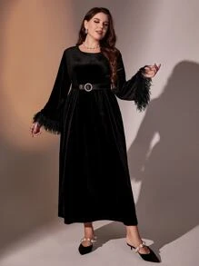Modelyn Plus Fuzzy Cuff Trumpet Sleeve Velvet Tunic Dress | SHEIN USA