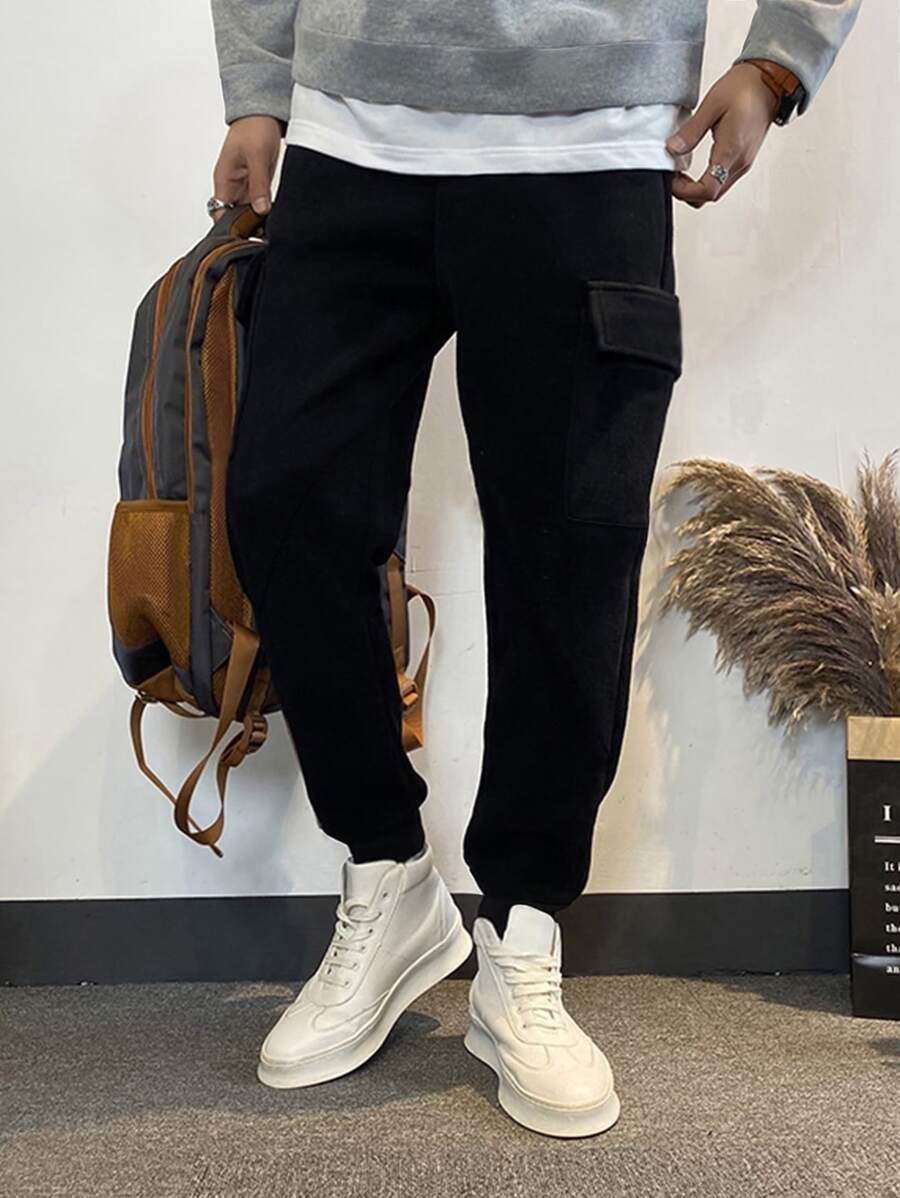 Manfinity Hypemode Men Patched Detail Flap Pocket Side Joggers | SHEIN UK