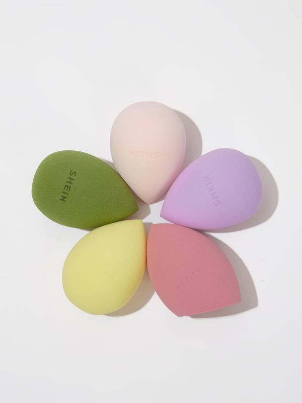 SHEIN Random 1pc Makeup Sponge | SHEIN UK