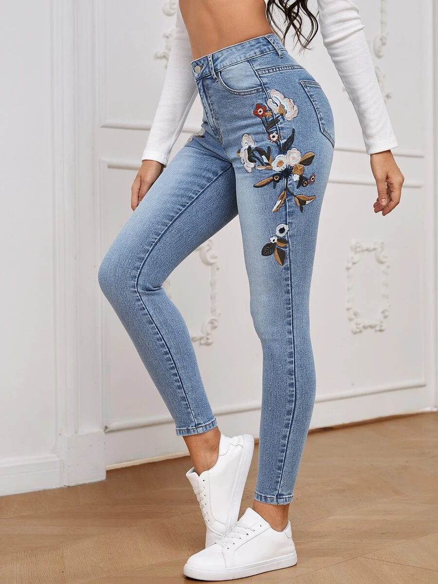 EMERY ROSE Floral Embroidery Skinny Jeans | SHEIN