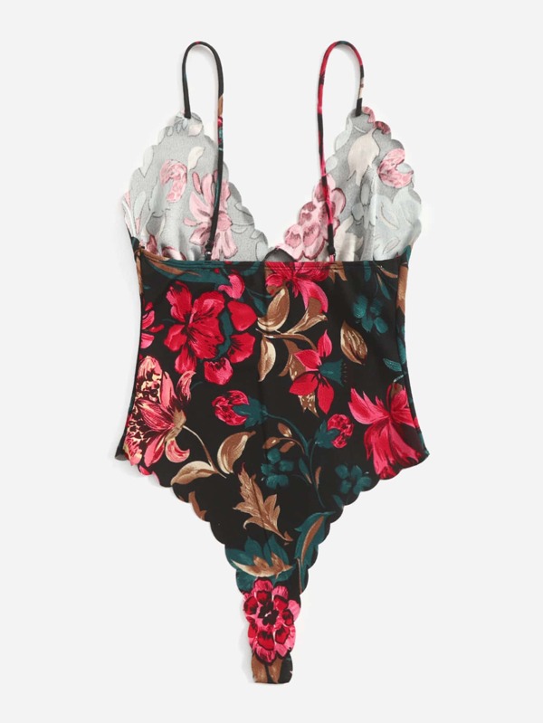 SHEIN Privé Body de tirantes con estampado floral ribete en abanico ...