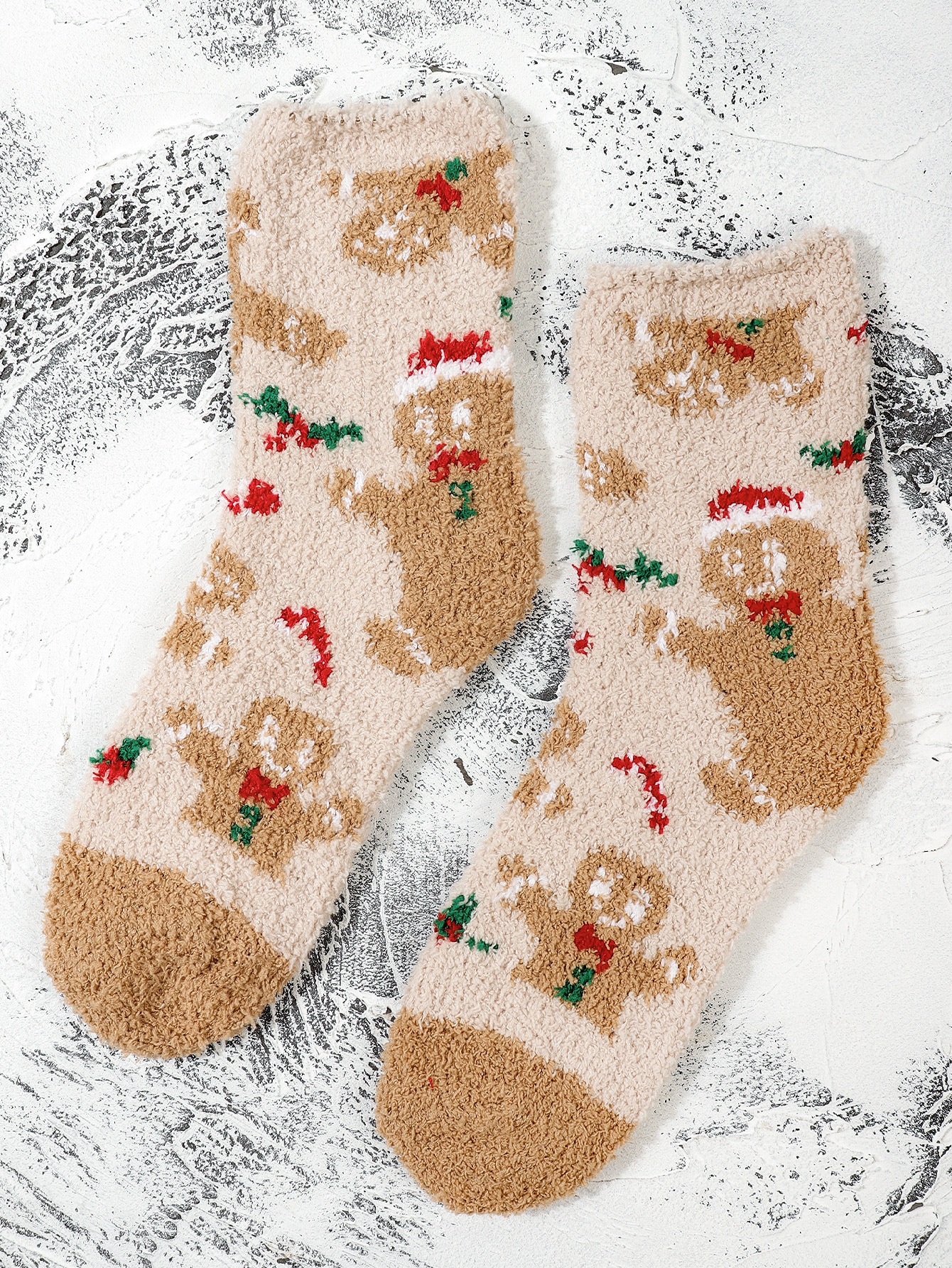 Christmas Gingerbread Man Pattern Fuzzy Crew Socks
