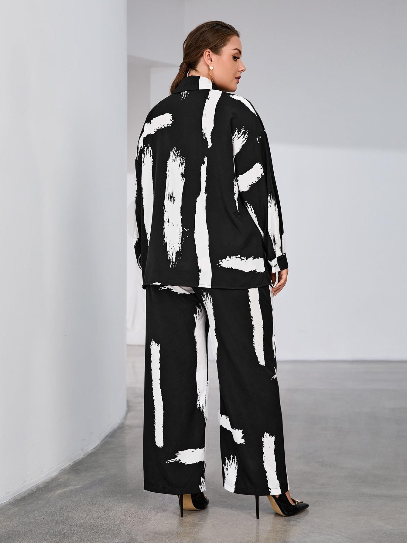 SHEIN Privé Plus Graphic Print Drop Shoulder Shirt & Pants for Sale ...