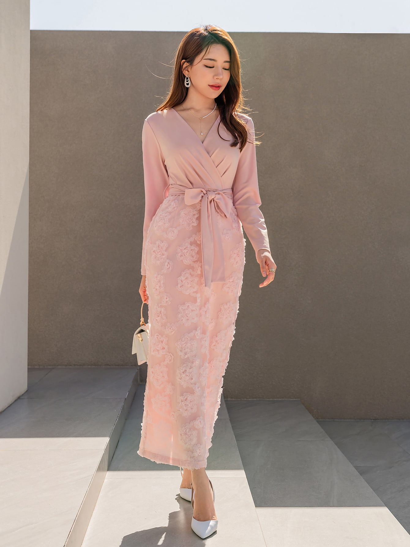 SHEIN Modely Floral Jacquard Split Back Belted Dress | SHEIN USA